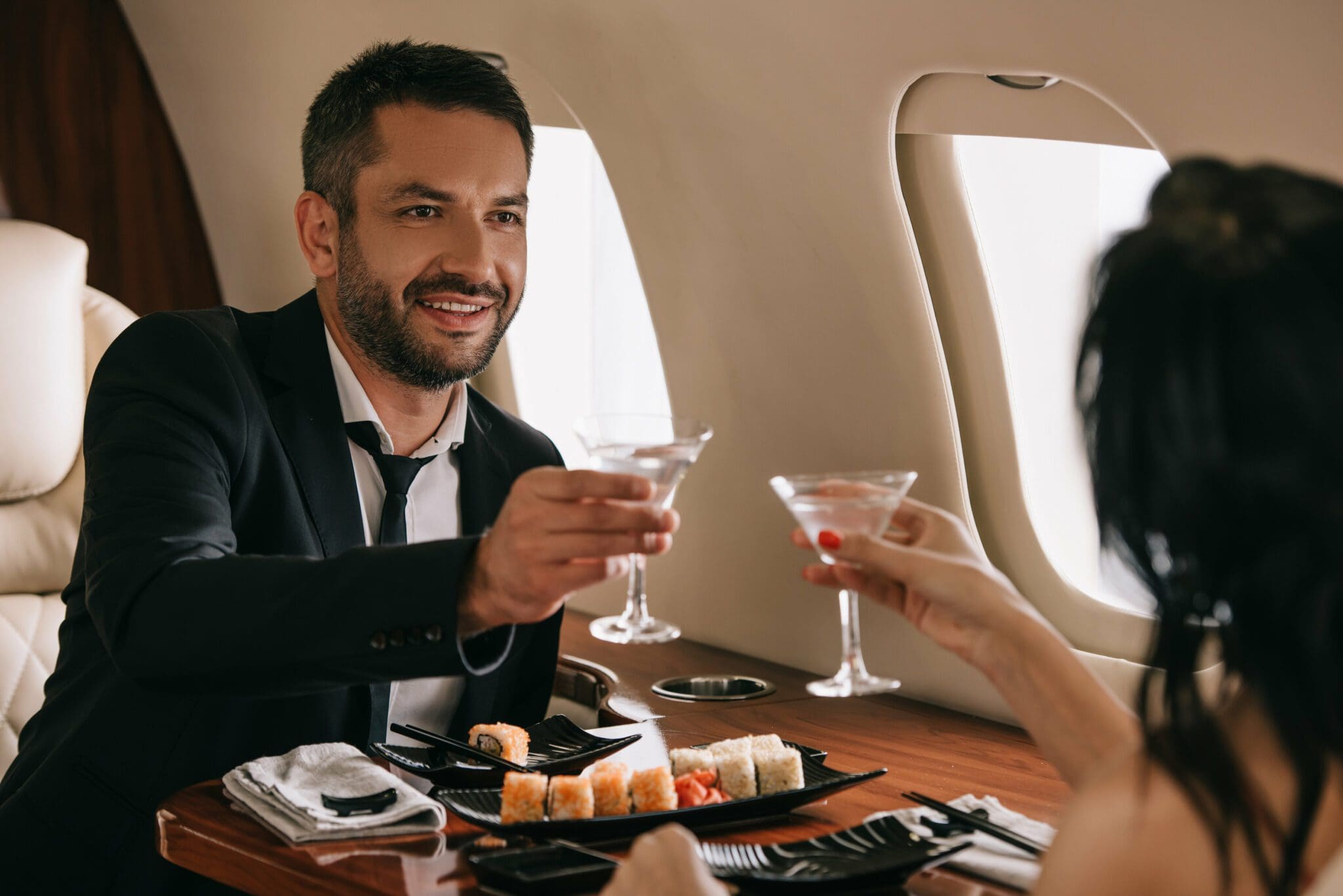The Smart Guide to dining onboard a private jet - Smart Aviation
